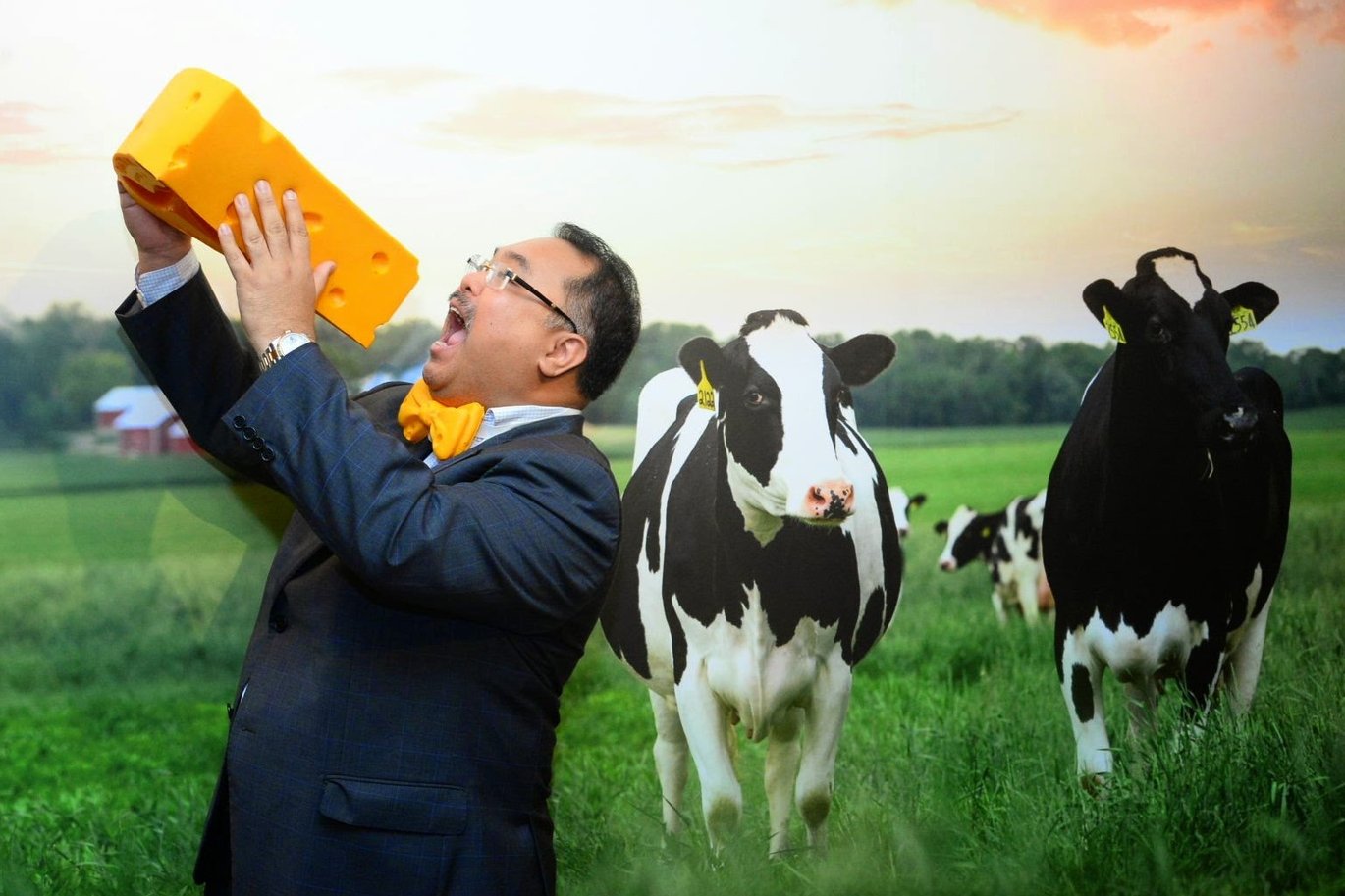 Southeast Asians Become U.S. Dairy "Cheeseheads"