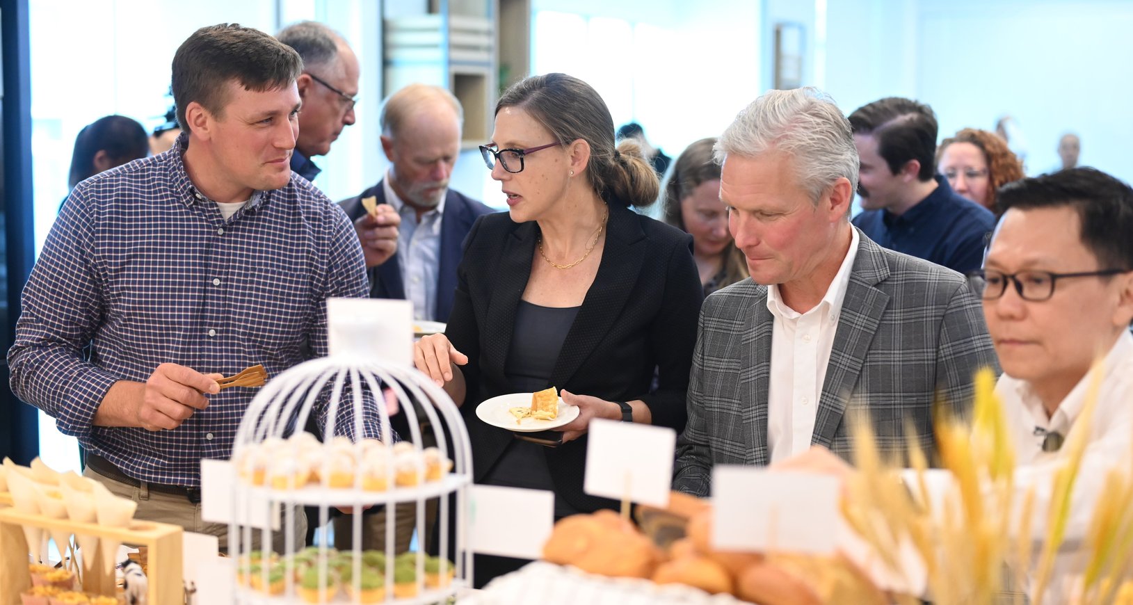 Travelogue: U.S. dairy farmers learn about market opportunities in ...